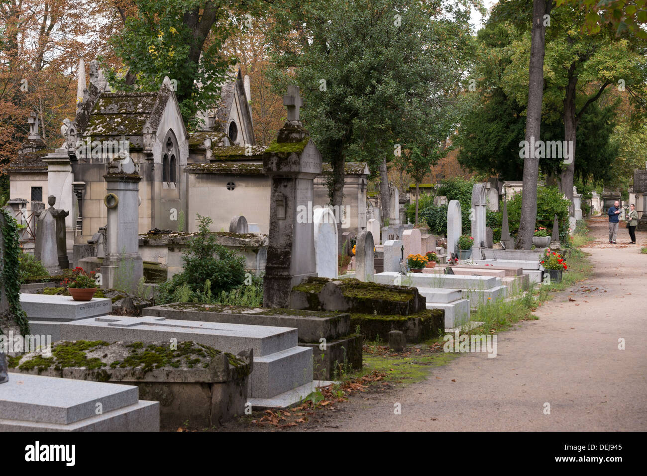 Family crypts and graves, cemetery of Père Lachaise, Paris, France ...
