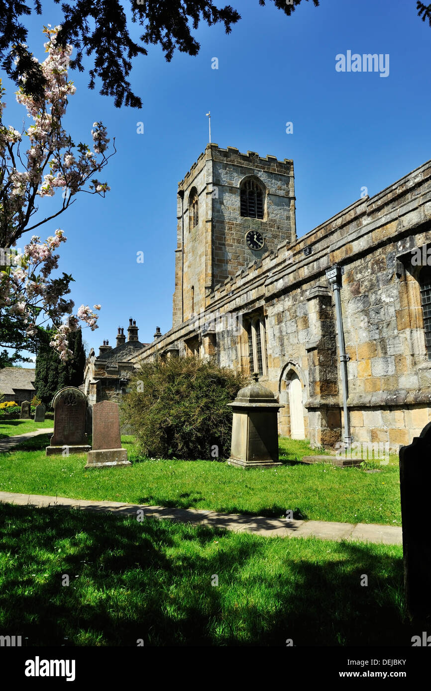Kirkby malham hi-res stock photography and images - Alamy