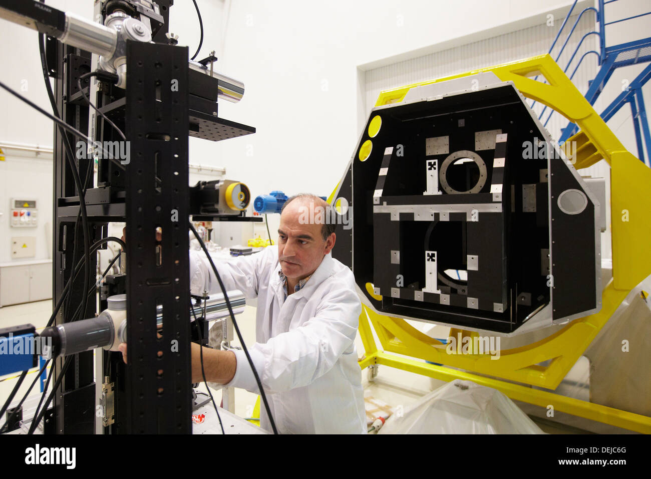 Optical assembly hi-res stock photography and images - Alamy