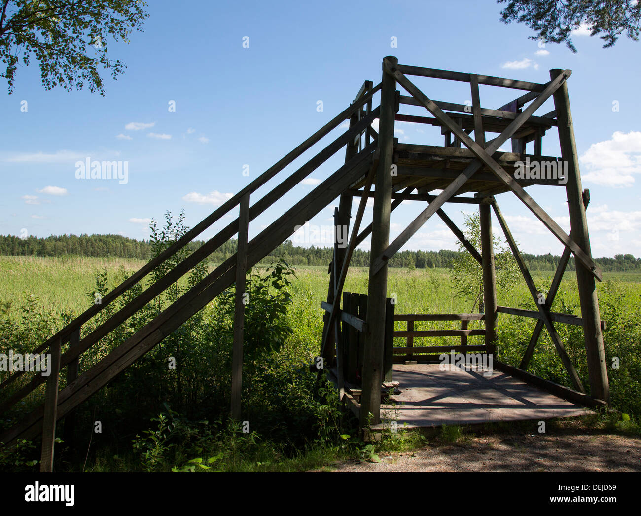 Facilities at Vehkalampi birdwatching area at Pieksämäki , Finland ...