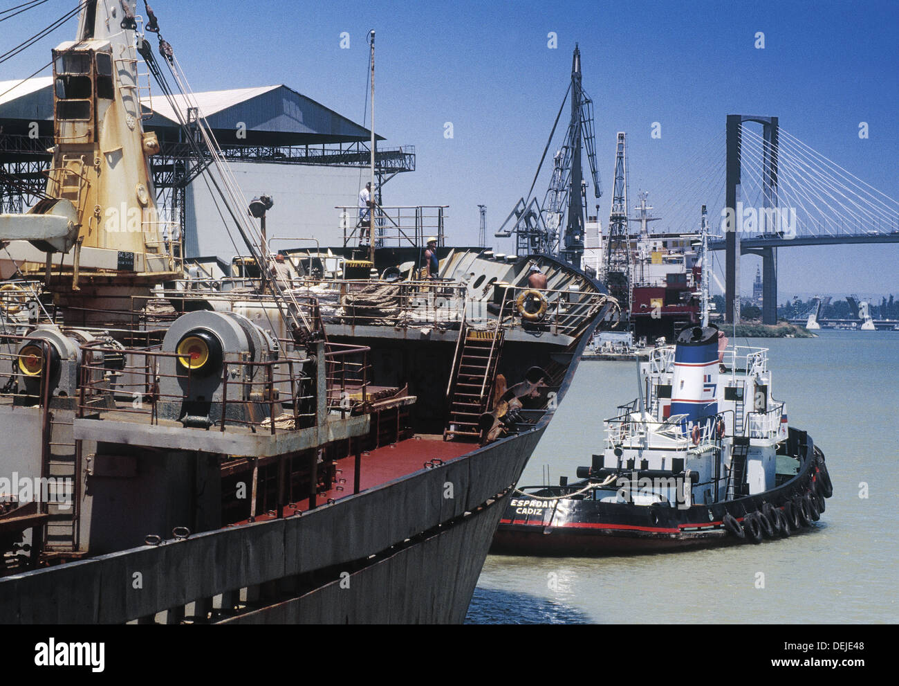 Quinto centenario bridge hi-res stock photography and images - Alamy