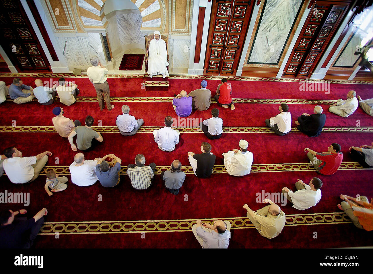 Great mosque of granada hi-res stock photography and images - Alamy