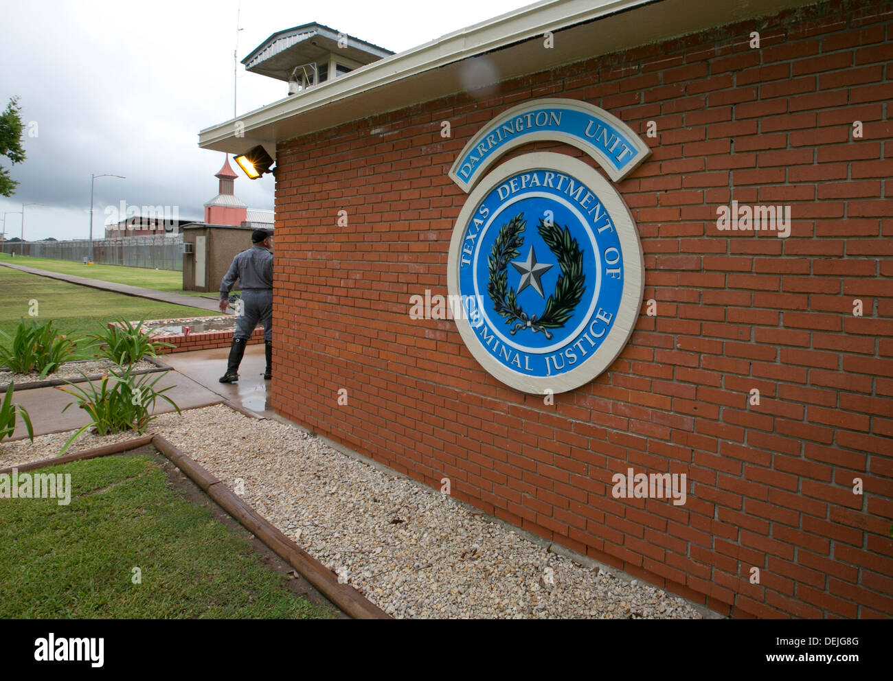 Exterior, signs and security measures at the all male Darrington Unit ...