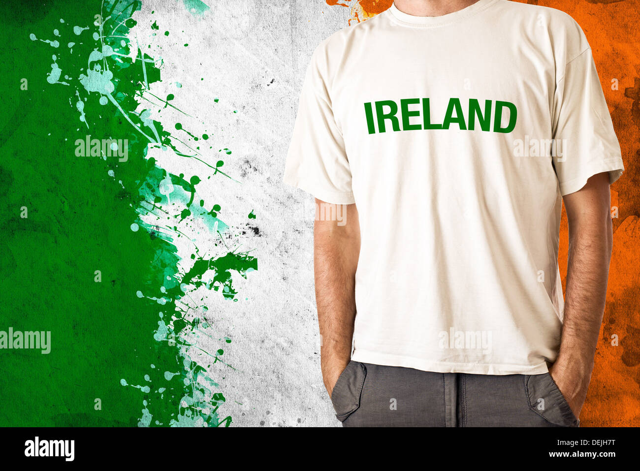 Man with irish flag hi-res stock photography and images - Alamy