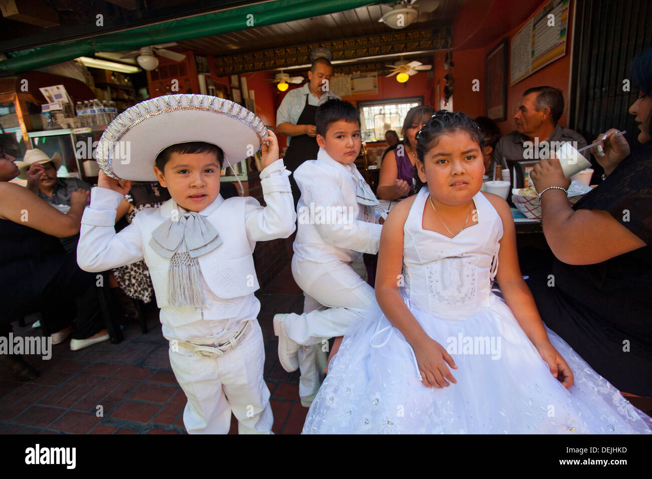 Mexican children hi-res stock photography and images - Alamy