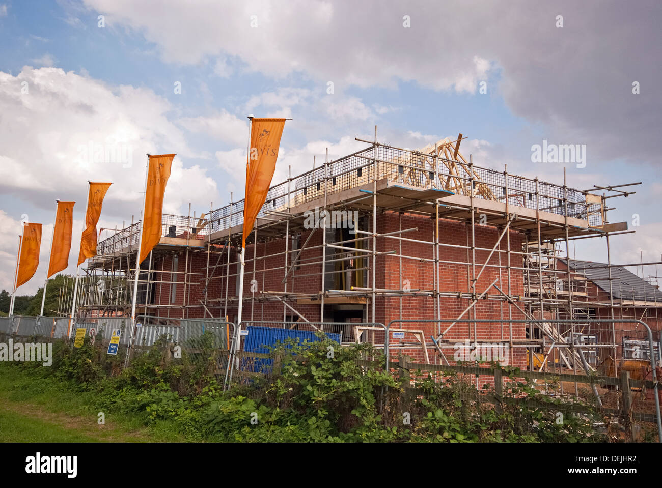 New homes being built uk hi-res stock photography and images - Alamy