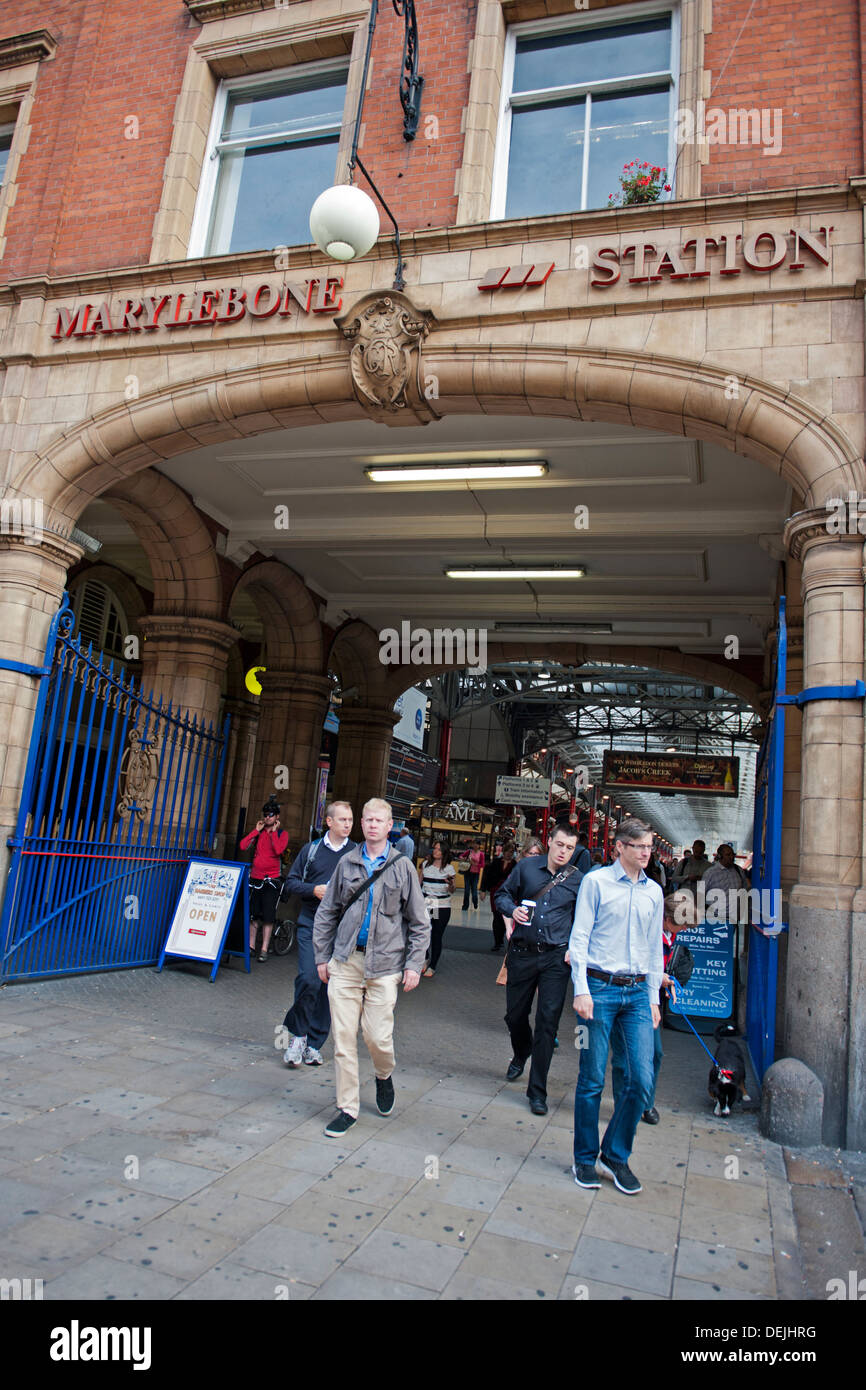 Marylebone station entrance hi-res stock photography and images - Alamy
