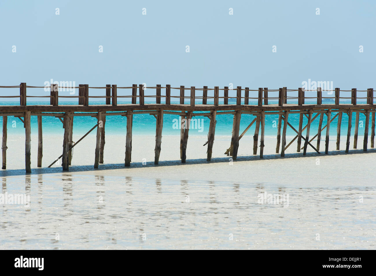 Jetty on lagoon hi-res stock photography and images - Alamy