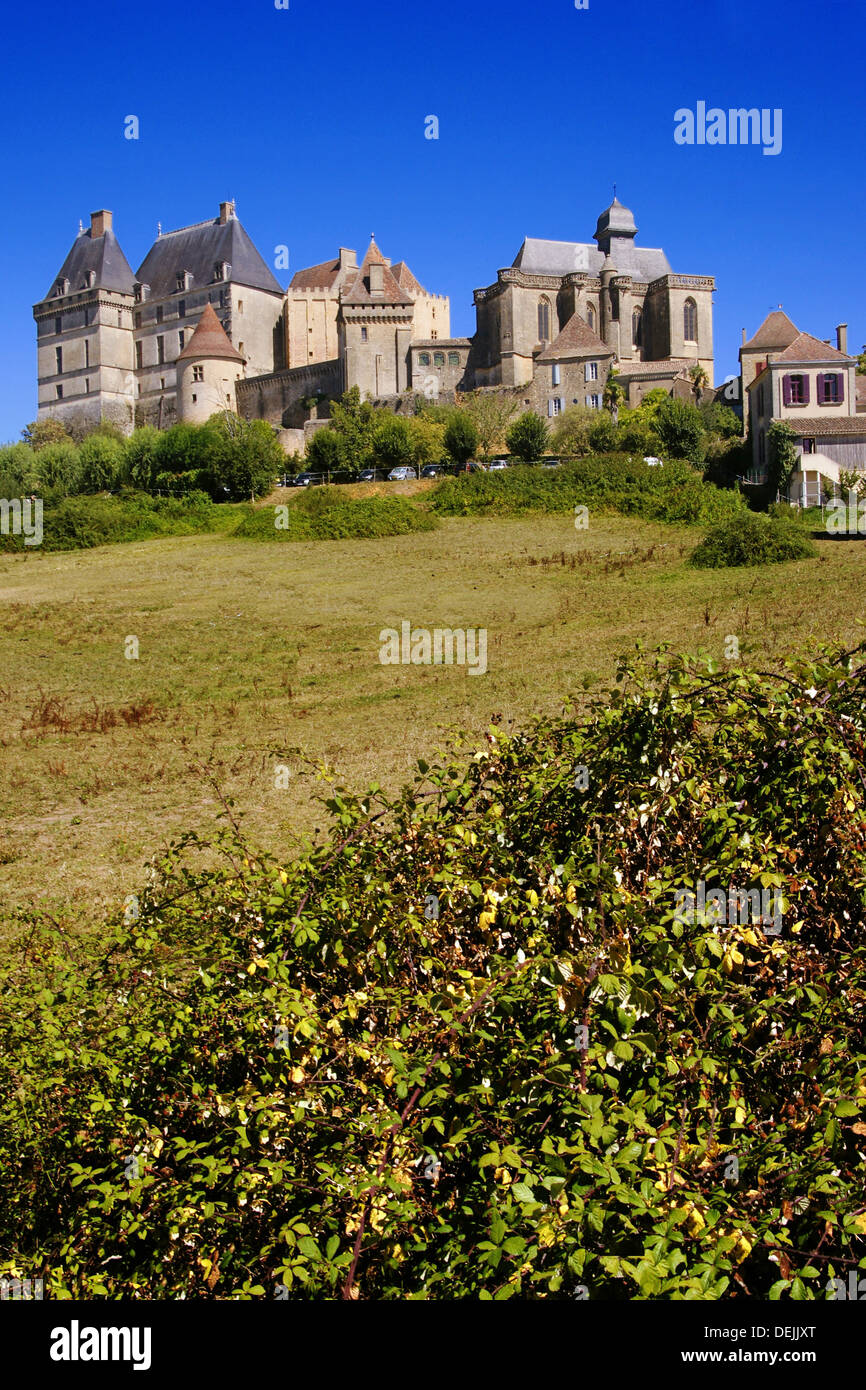Castle of Biron, Biron, Dordogne, Aquitaine, France Stock Photo - Alamy