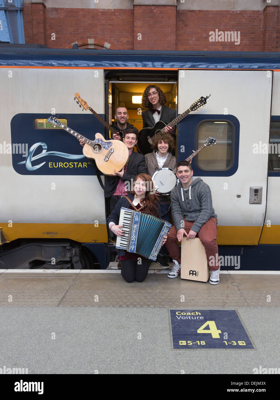 Buskers "Jamie Thorn and the Mystery Pacific" play to passengers at the ...