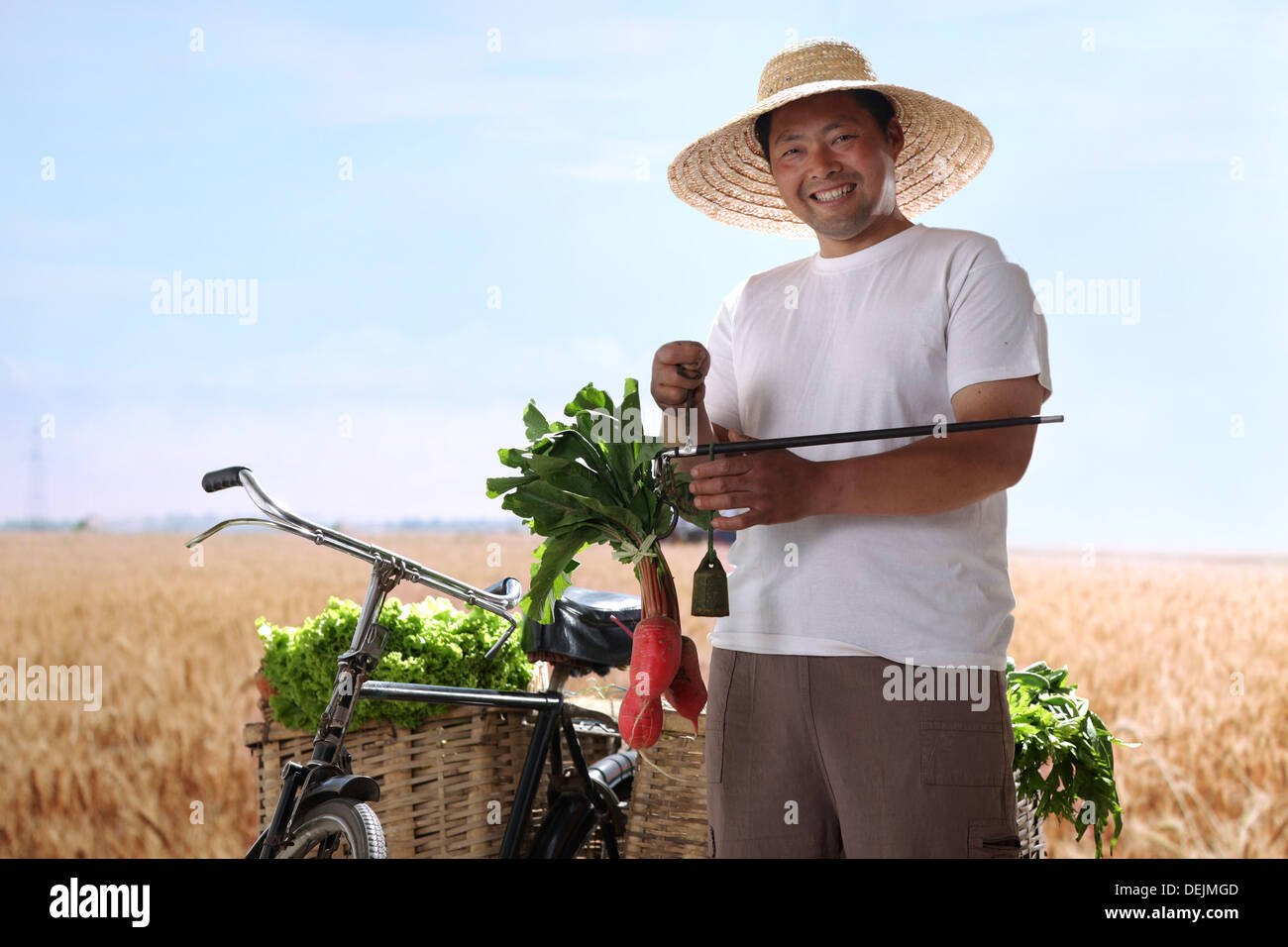 Man weighting scale not woman hi-res stock photography and images - Alamy