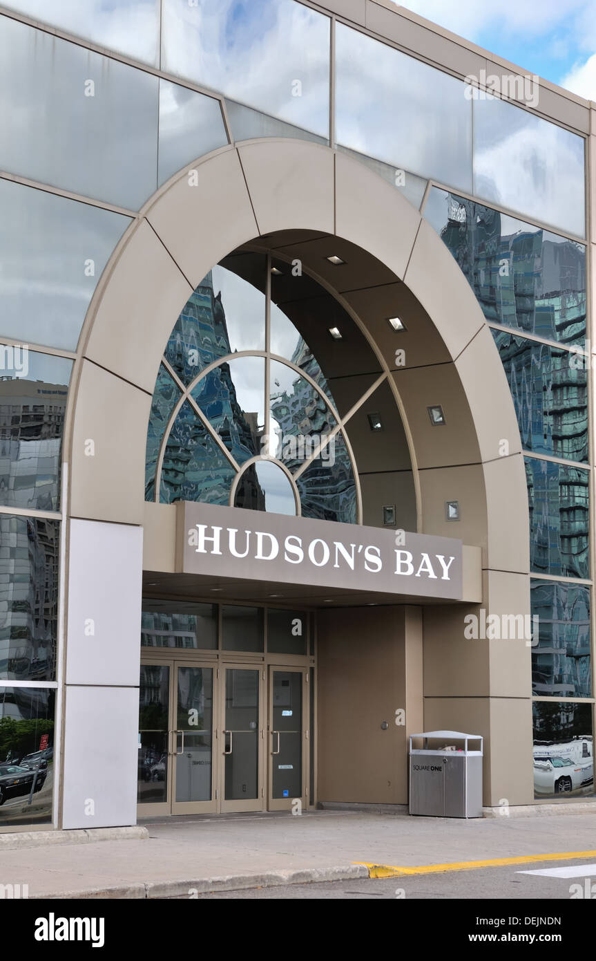 Hudson bay store hi-res stock photography and images - Alamy