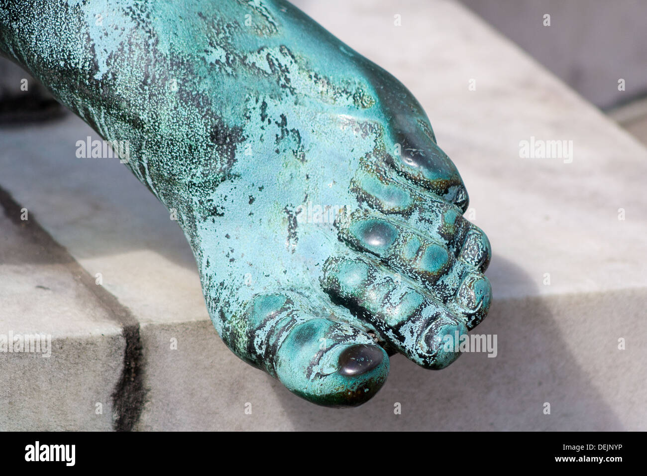 Bronze sculpture close up hi-res stock photography and images - Alamy