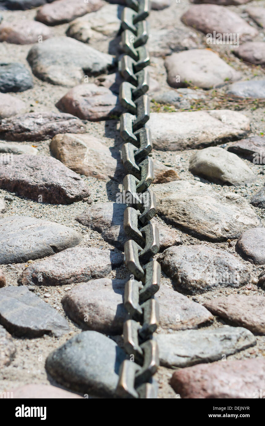 The old chain Stock Photo - Alamy