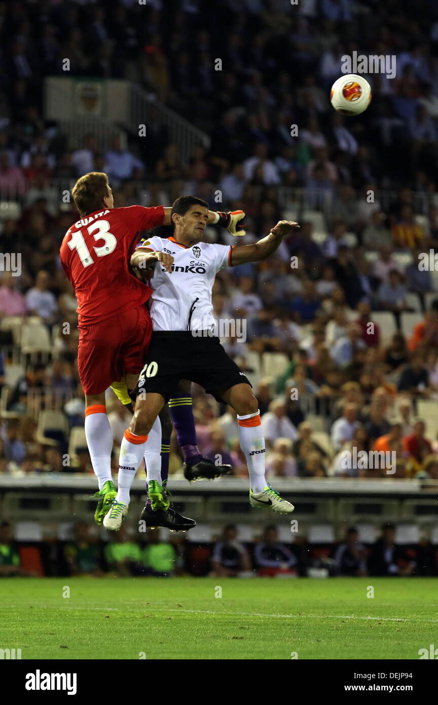 Valencia, Spain. Thursday 19 September 2013 Pictured L-R: Valencia ...