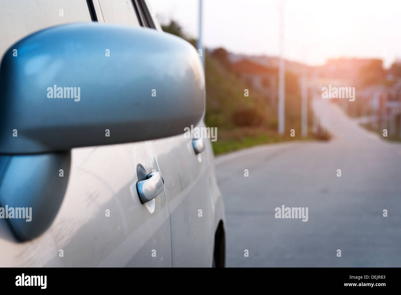 Side shot of car hi-res stock photography and images - Alamy