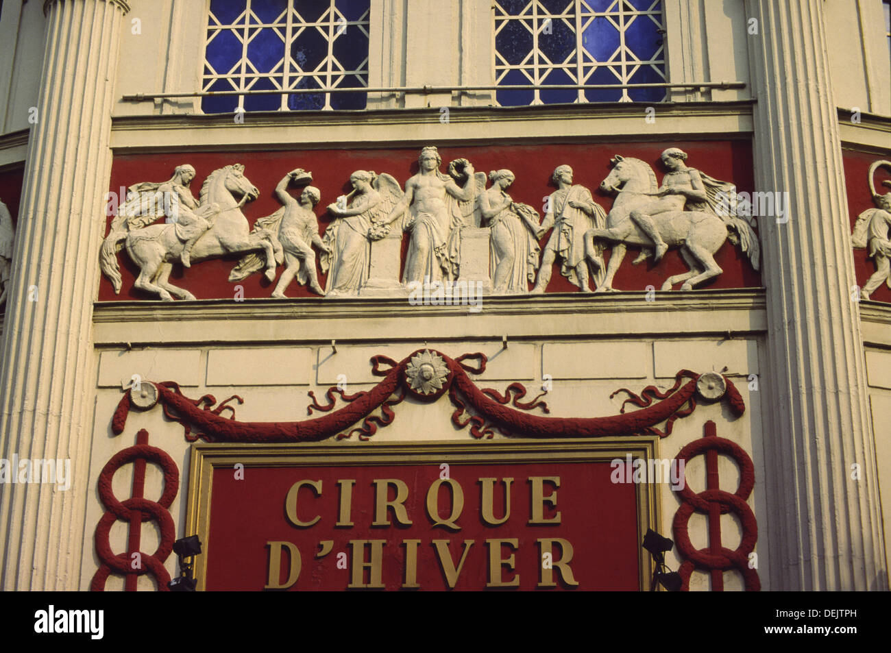 Cirque dhiver hi-res stock photography and images - Alamy