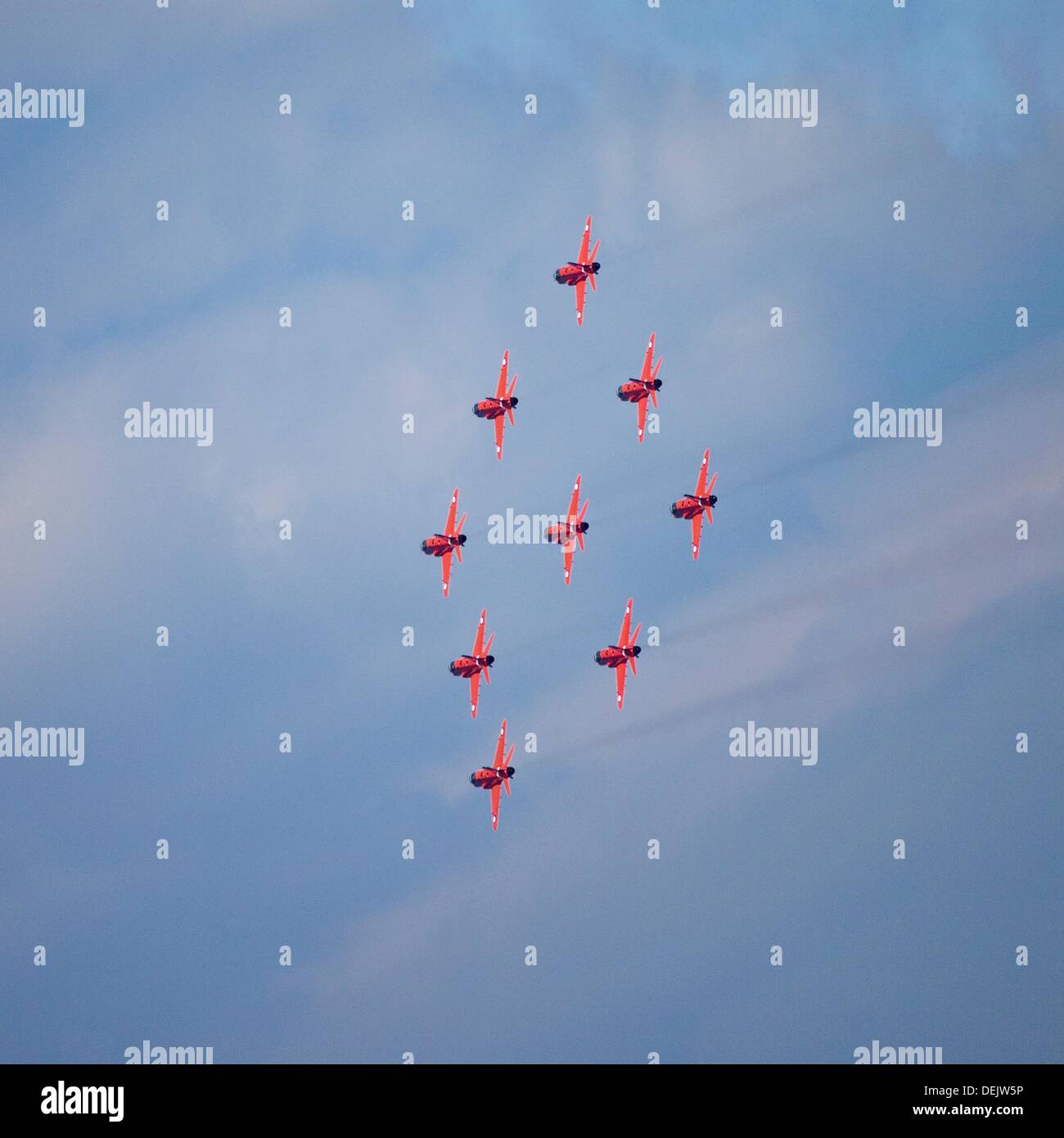 Arrow ireland hi-res stock photography and images - Alamy