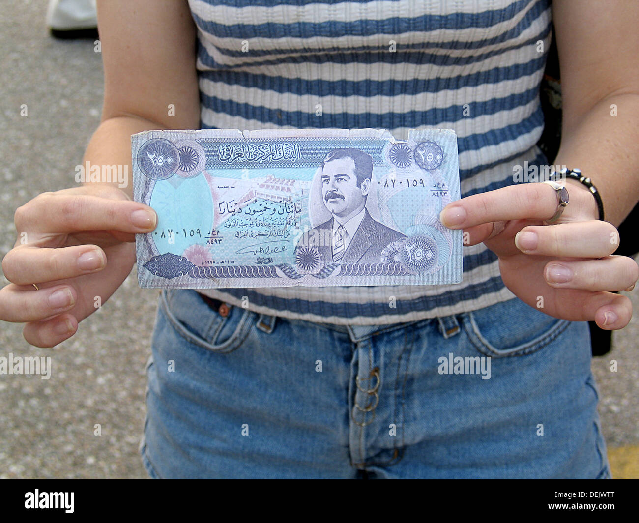 Saddam hussein portrait hi-res stock photography and images - Alamy