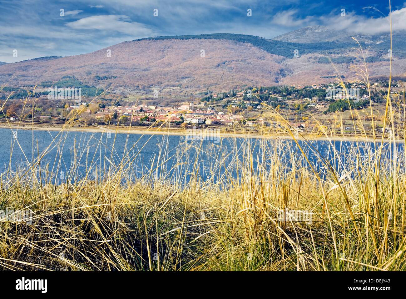Embalse de pinilla hi-res stock photography and images - Alamy