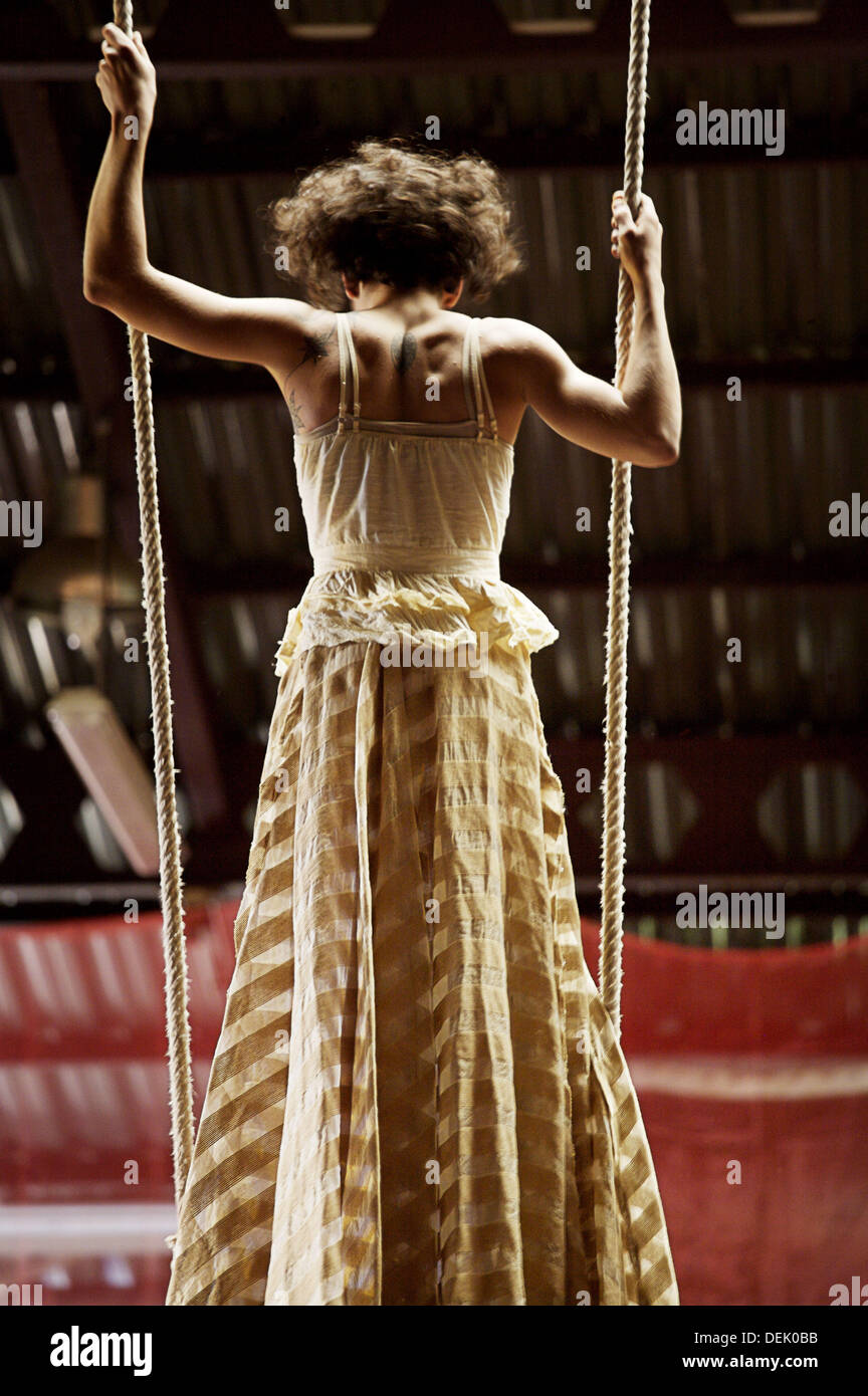 Woman trapeze hi-res stock photography and images - Alamy