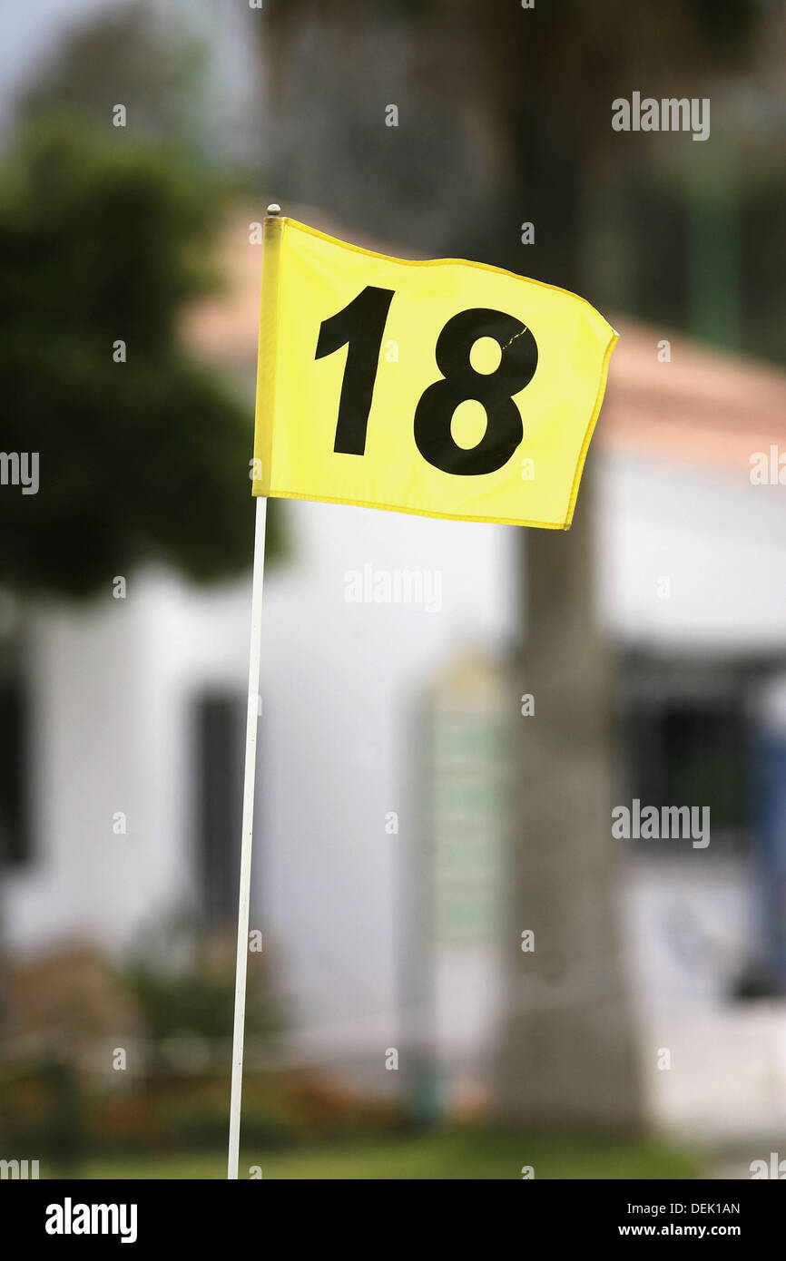 Golf hole flag number hi-res stock photography and images - Alamy