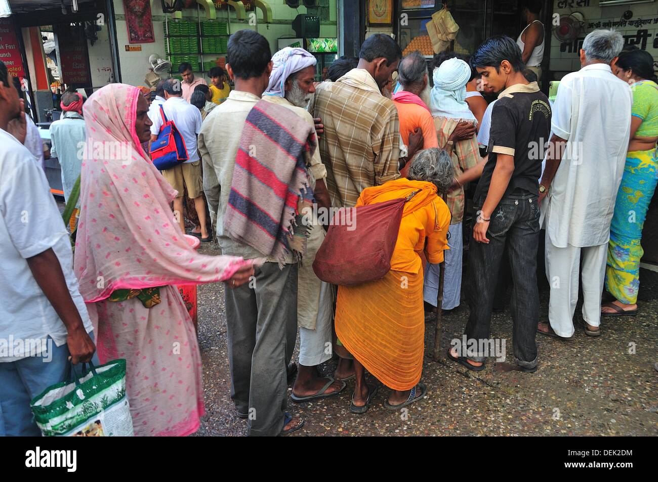 People Queuing For Food High Resolution Stock Photography and Images ...