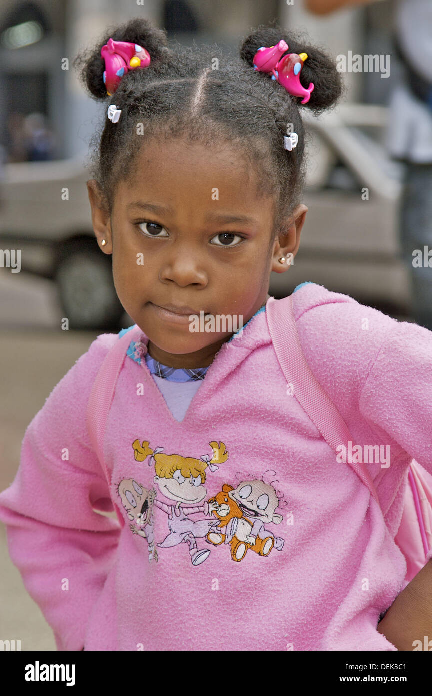 Striking pose hi-res stock photography and images - Alamy