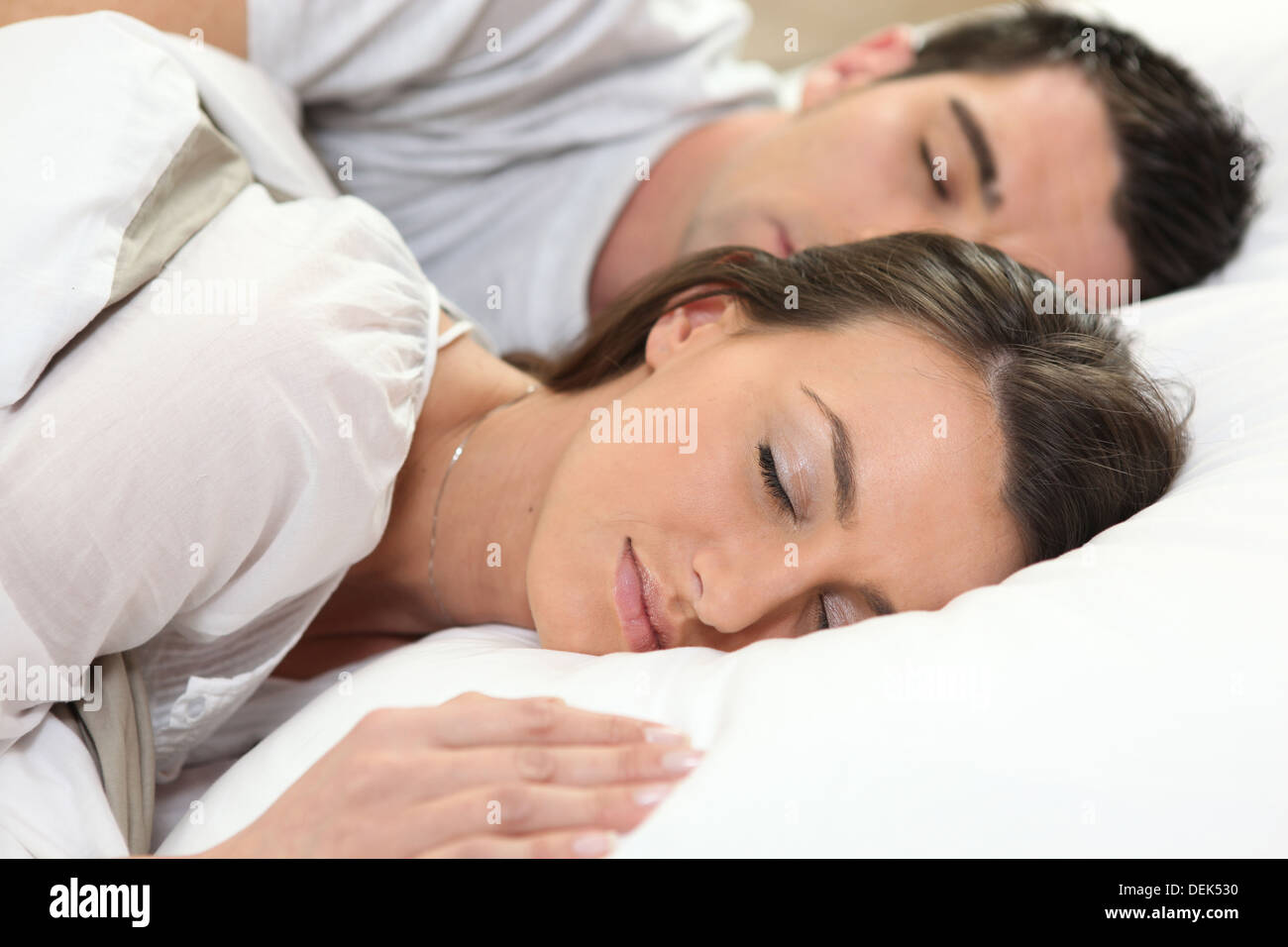 couple sleeping together Stock Photo - Alamy