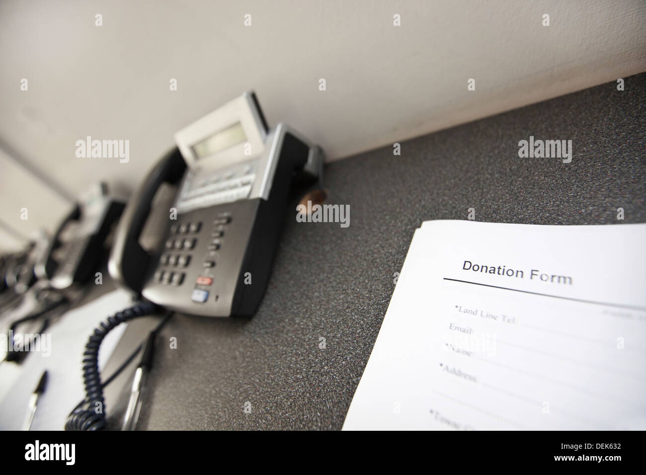 Document on office table hi-res stock photography and images - Alamy