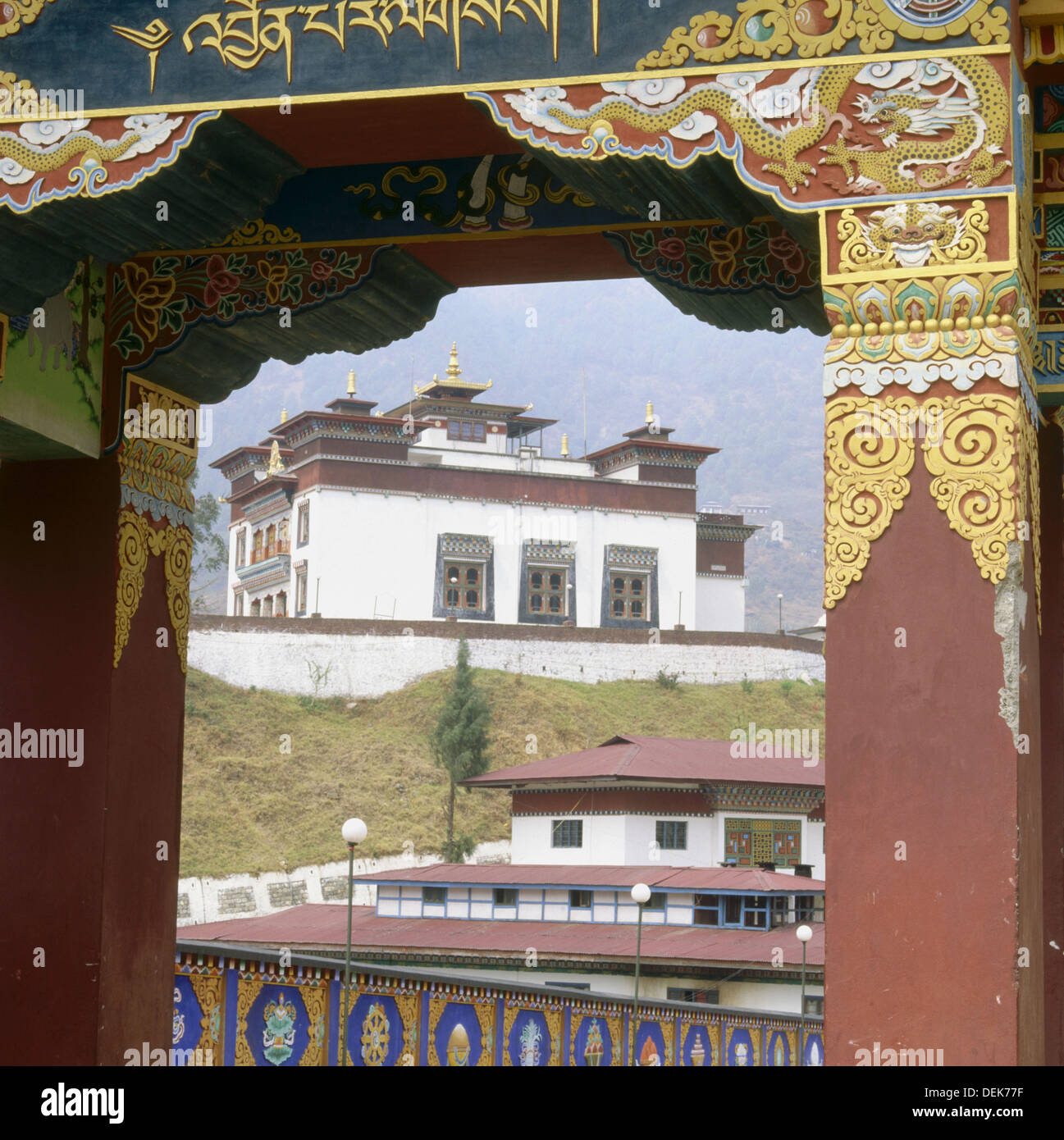 Trashigang dzong hi-res stock photography and images - Alamy