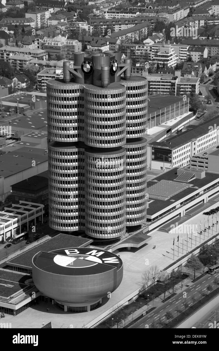 Bmw plant hi-res stock photography and images - Alamy