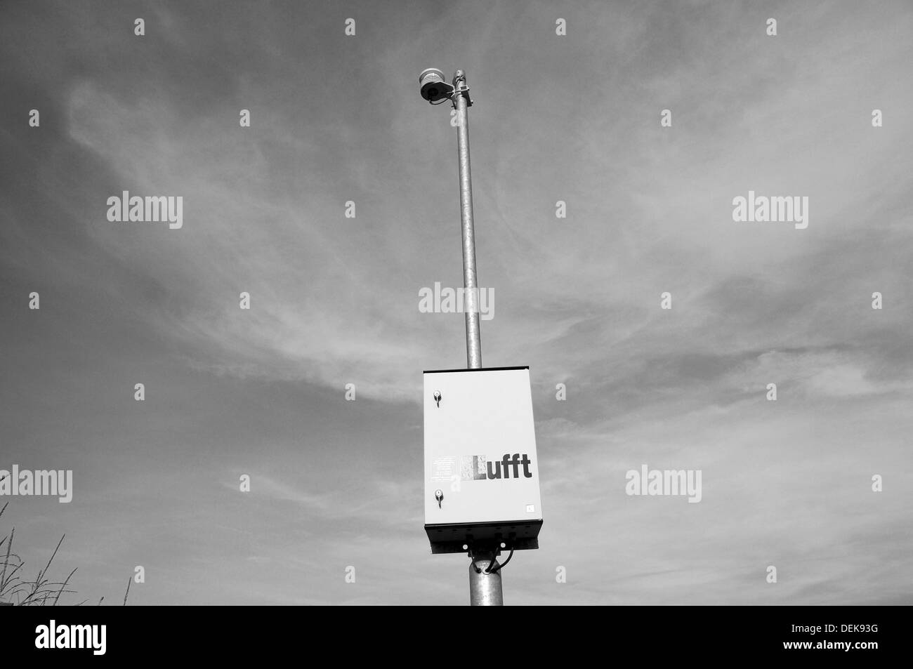 Air monitoring hi-res stock photography and images - Alamy