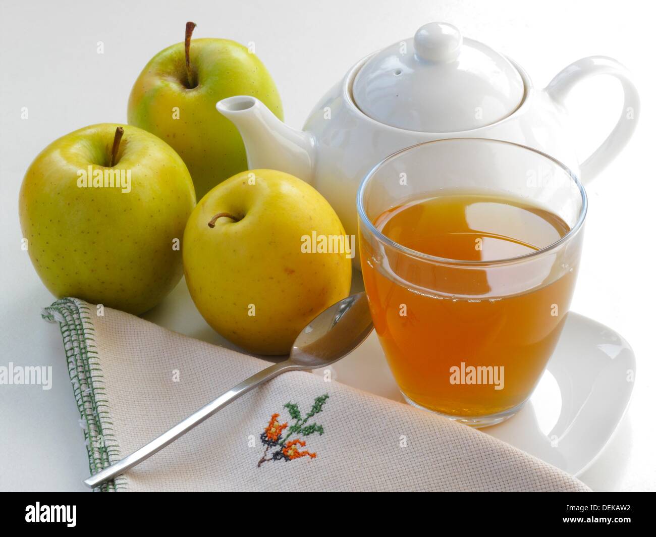 infusion of Apples Stock Photo - Alamy