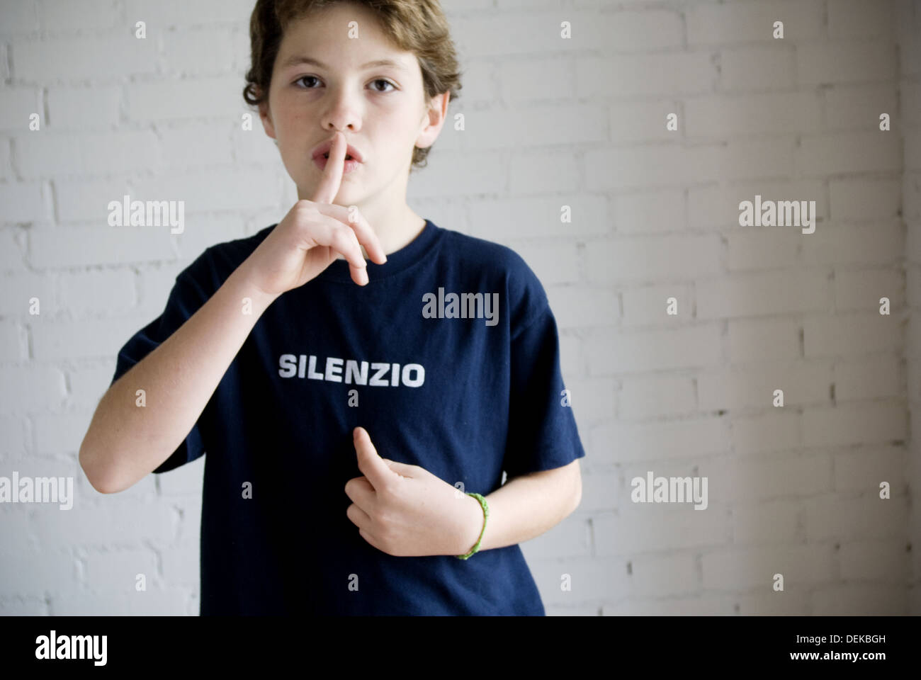 Shush children hi-res stock photography and images - Alamy