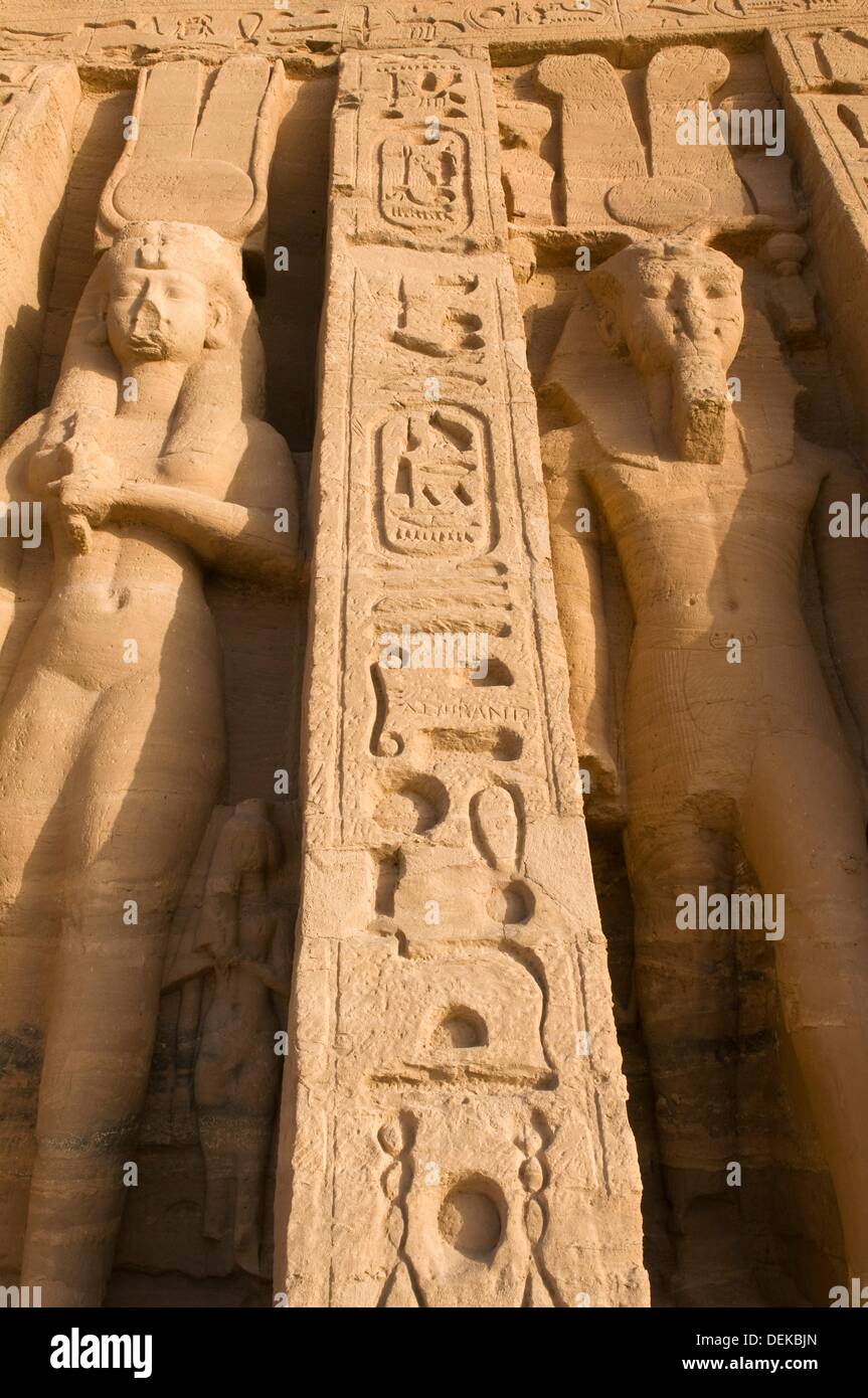 Arabic Statues High Resolution Stock Photography and Images - Alamy