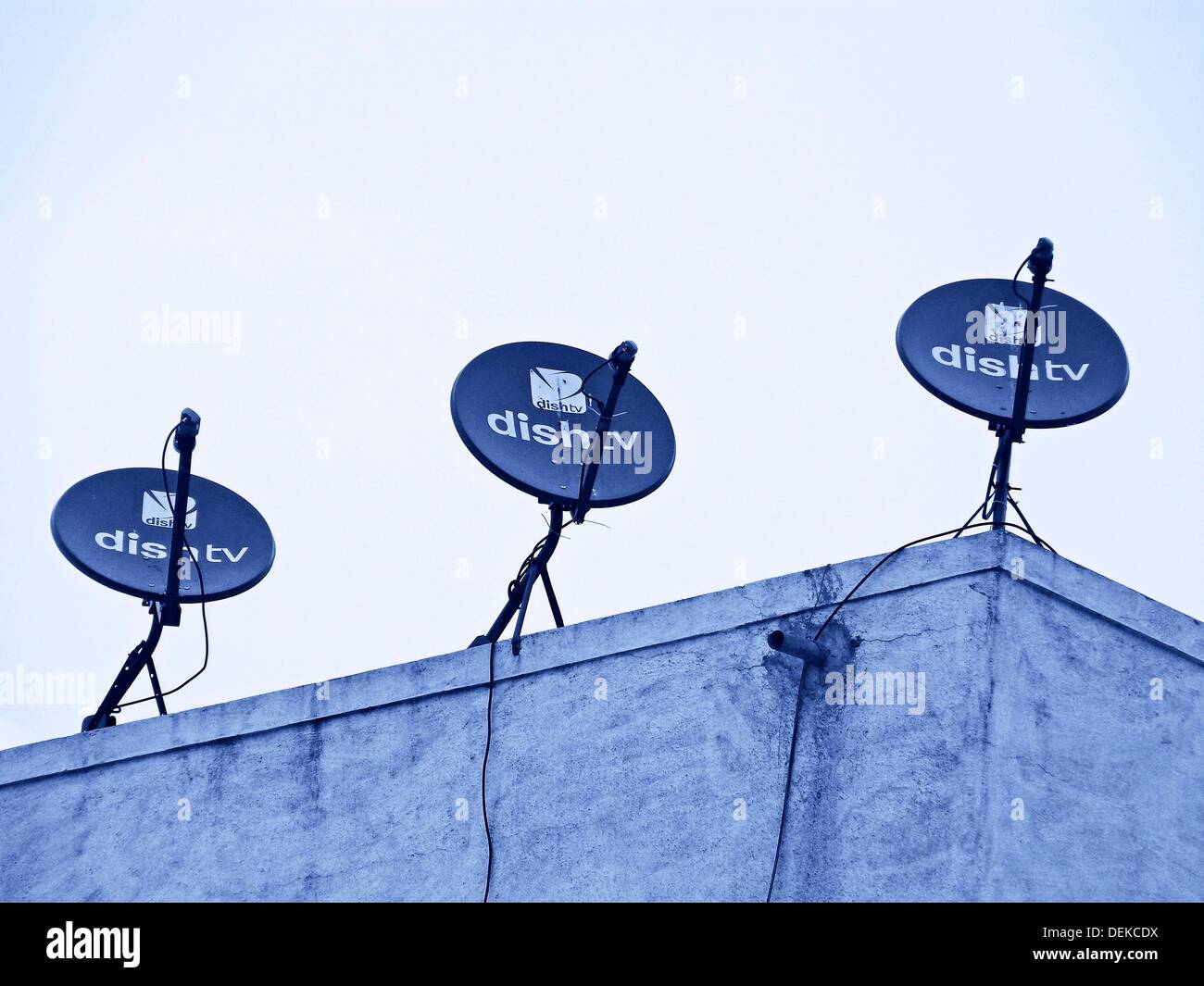 Dish antenna of a television set hi-res stock photography and images - Alamy