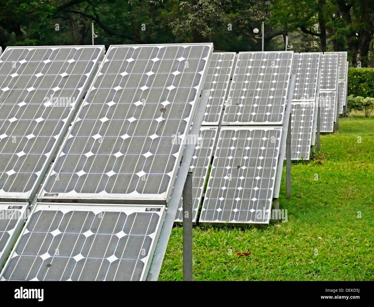 Selenium cell hi-res stock photography and images - Alamy