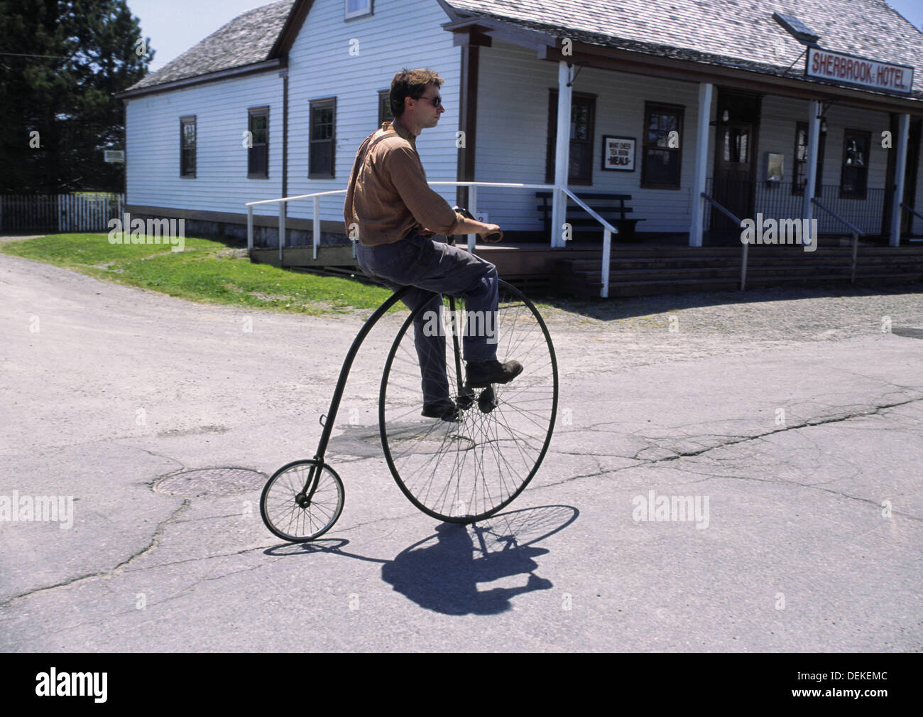 1800s bicycle hi-res stock photography and images - Alamy