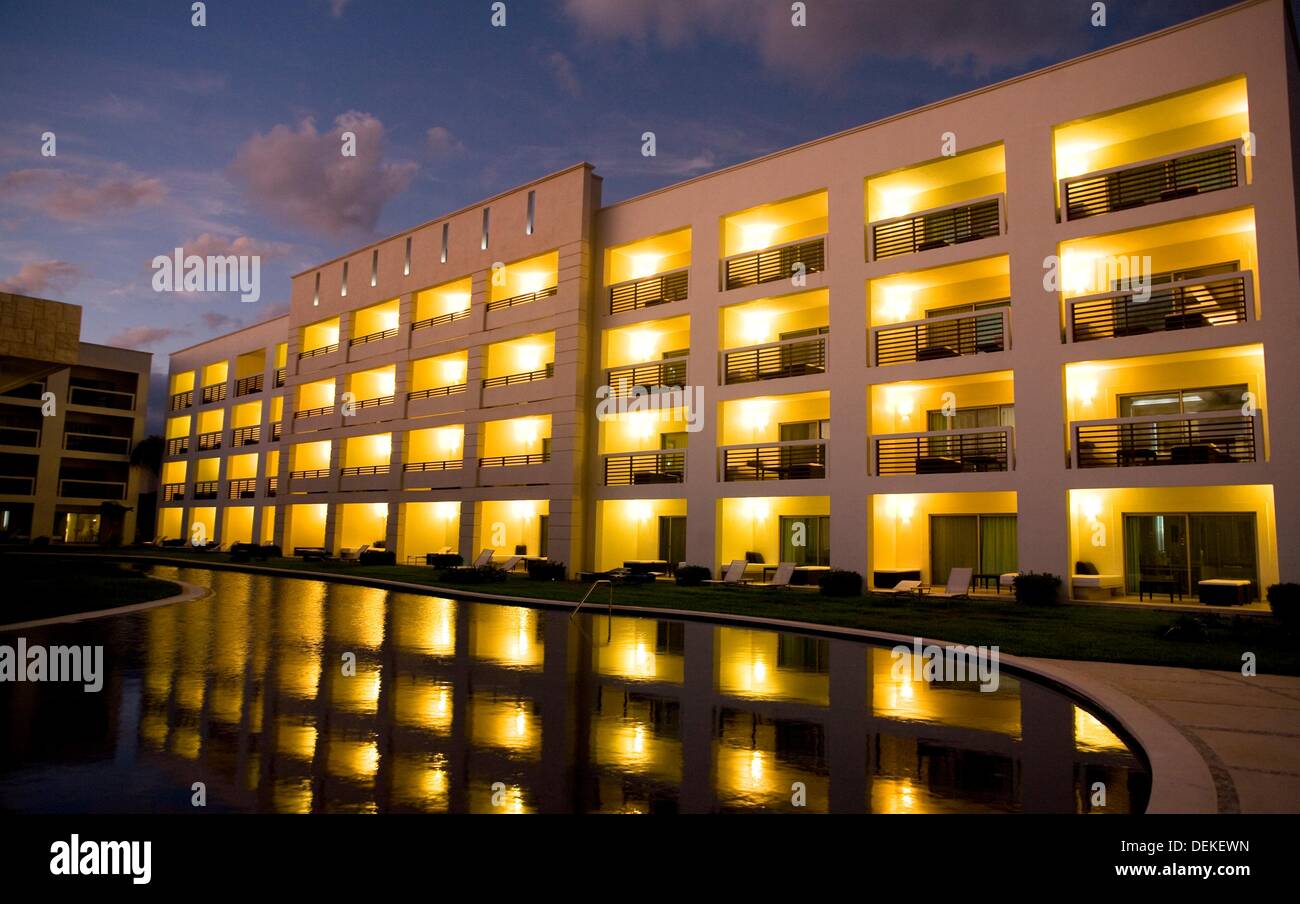 Silverlands hi-res stock photography and images - Alamy