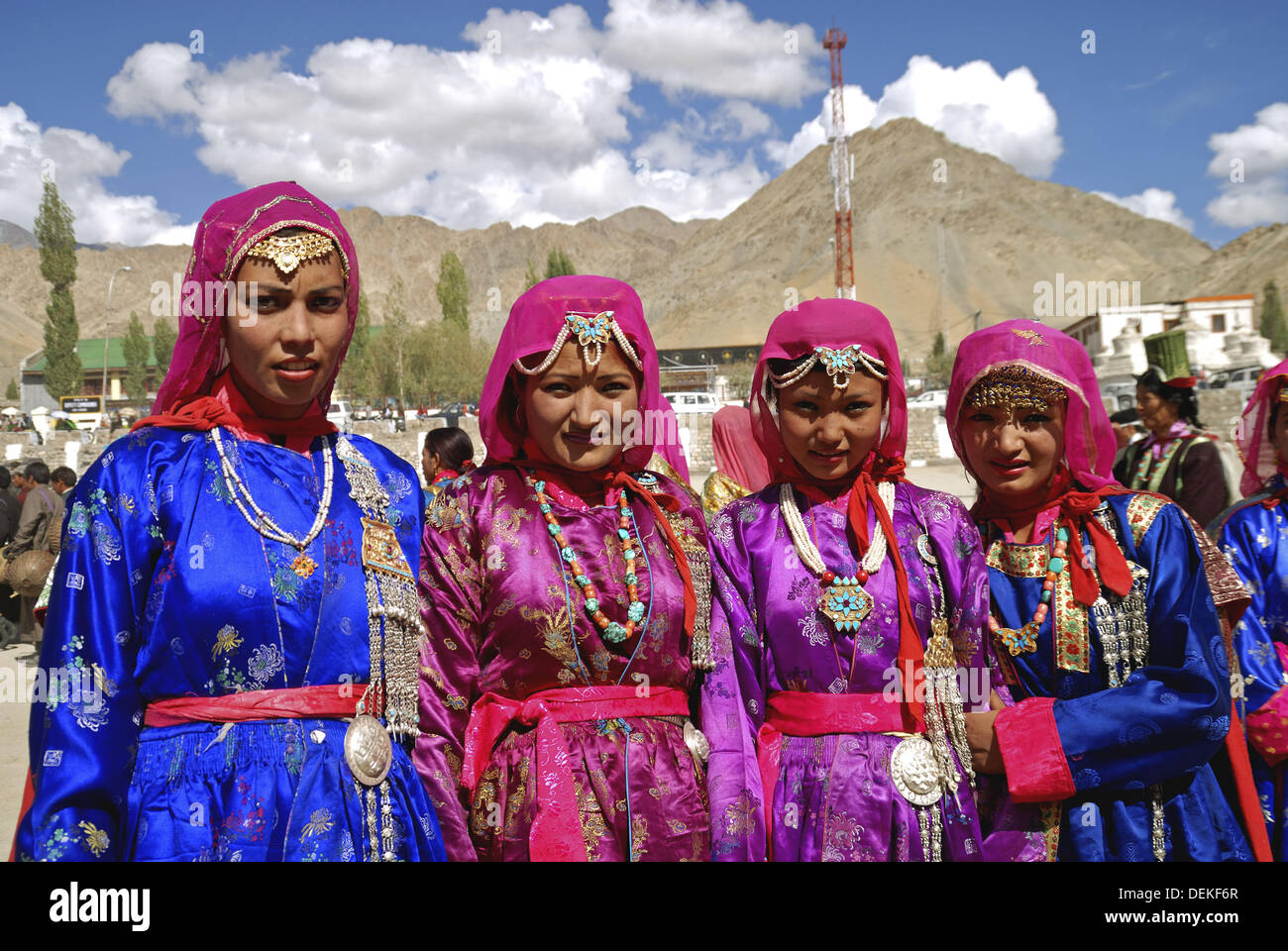 Ladakhi headdress hi-res stock photography and images - Alamy