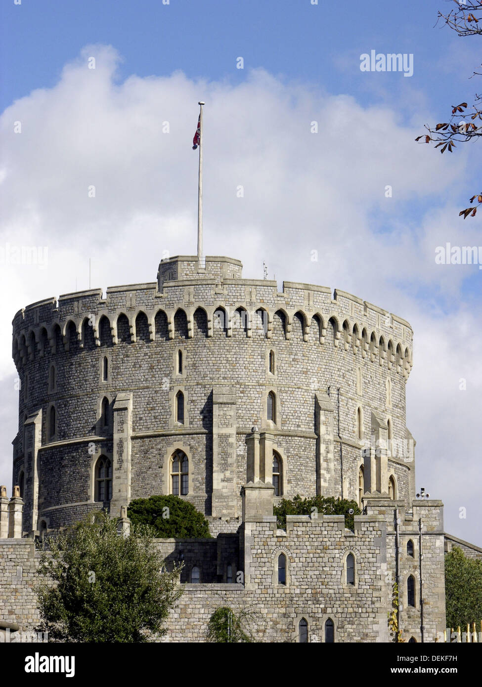Round tower windsor hi-res stock photography and images - Alamy
