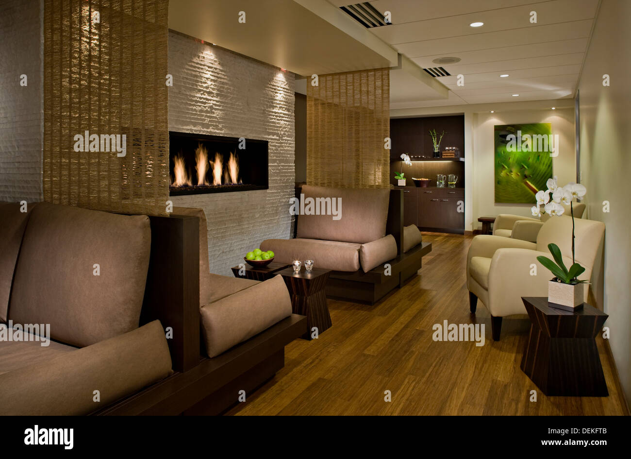 Lounge area in empty spa Stock Photo - Alamy