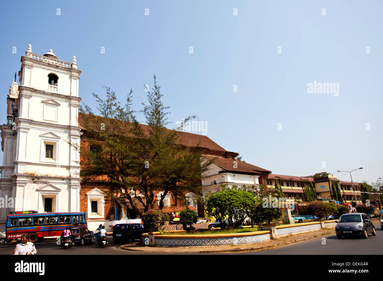 Vehicles outside a church, Church of the Holy Spirit, Largo De Igreja ...