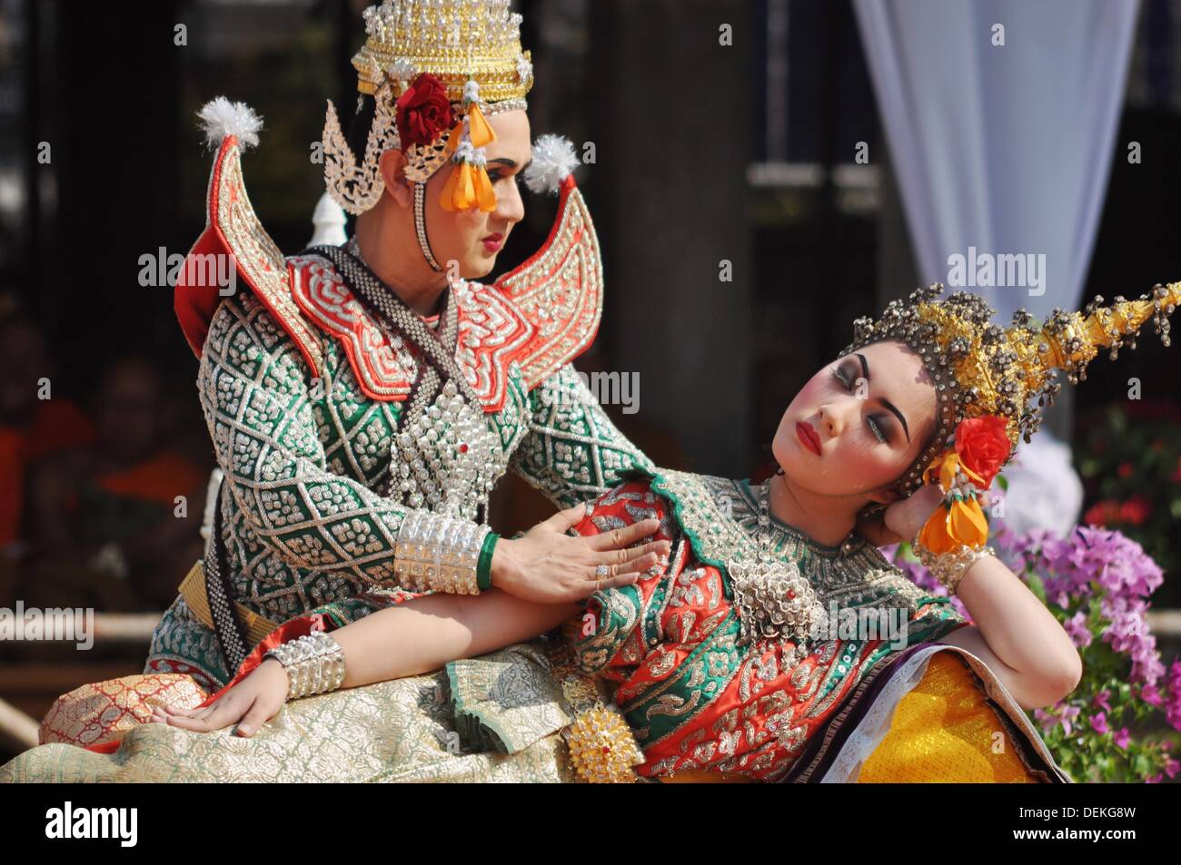 Chiang Mai (Thailand): dancers performing a Khon dance at the wat Phra ...