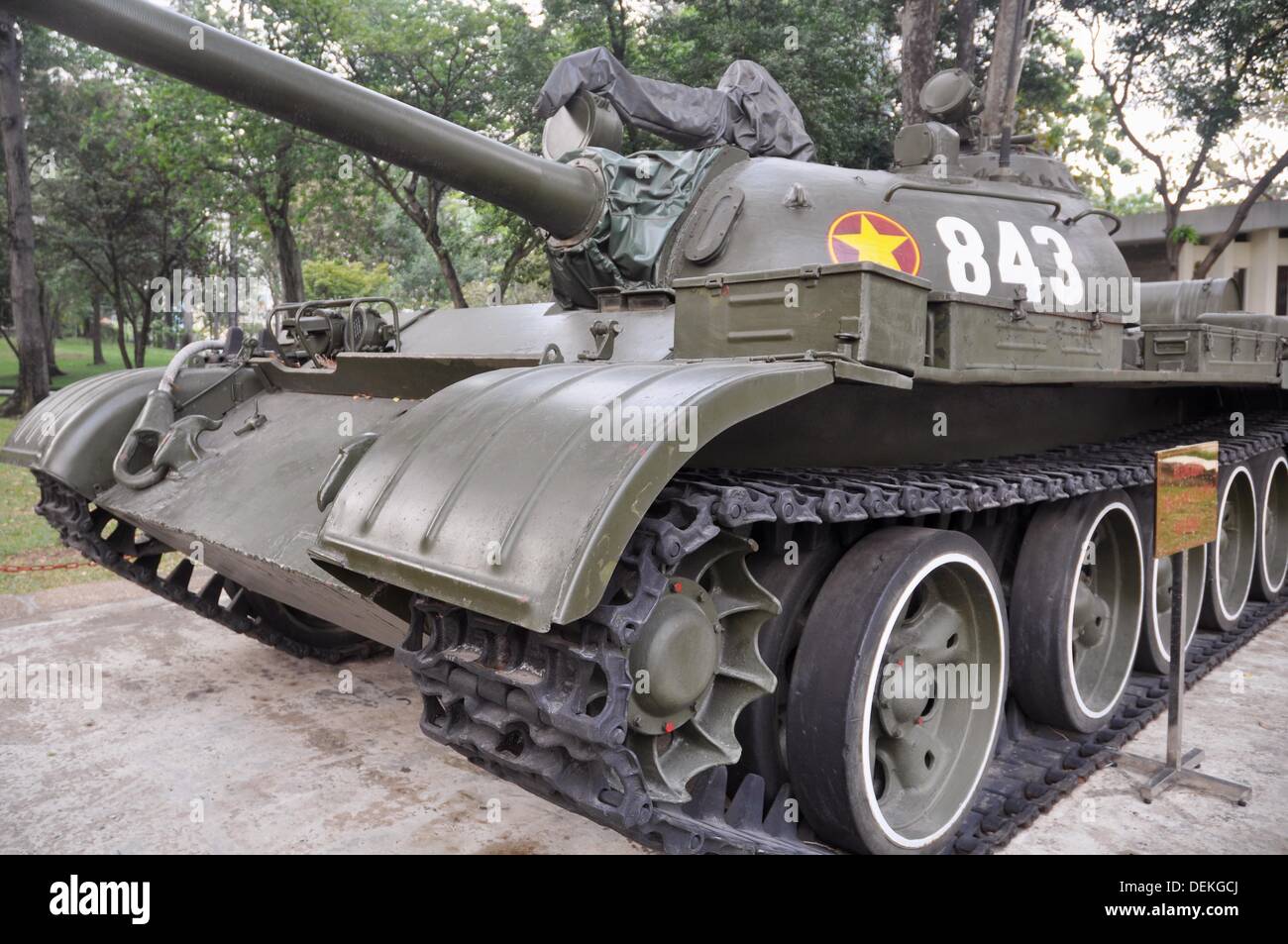 Tank reunification palace ho chi hi-res stock photography and images - Alamy