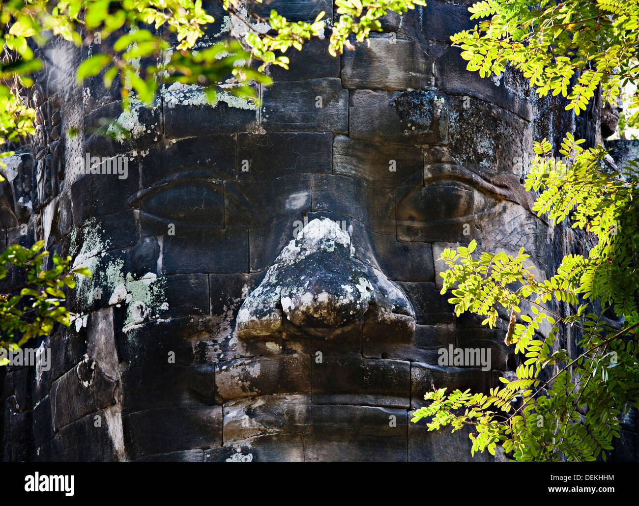 Carved stone face hi-res stock photography and images - Alamy