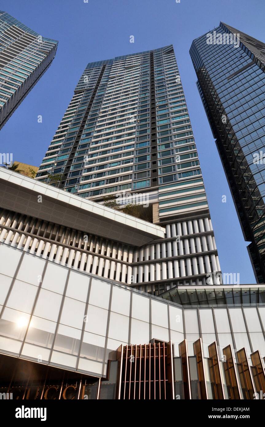 Skyscrapers by the mandarin macau hi-res stock photography and images ...