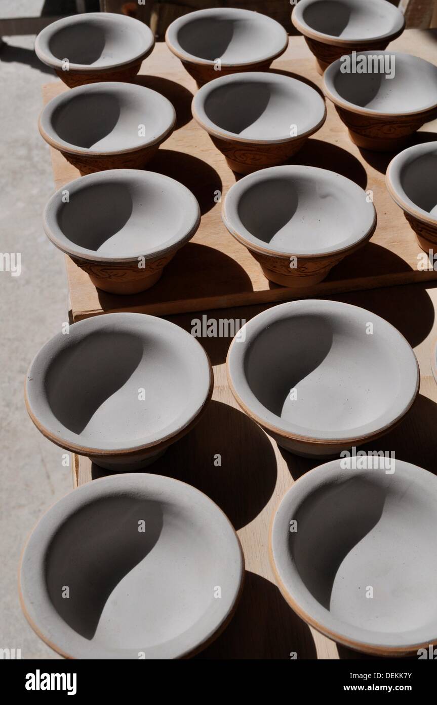 Naha pottery hi-res stock photography and images - Alamy