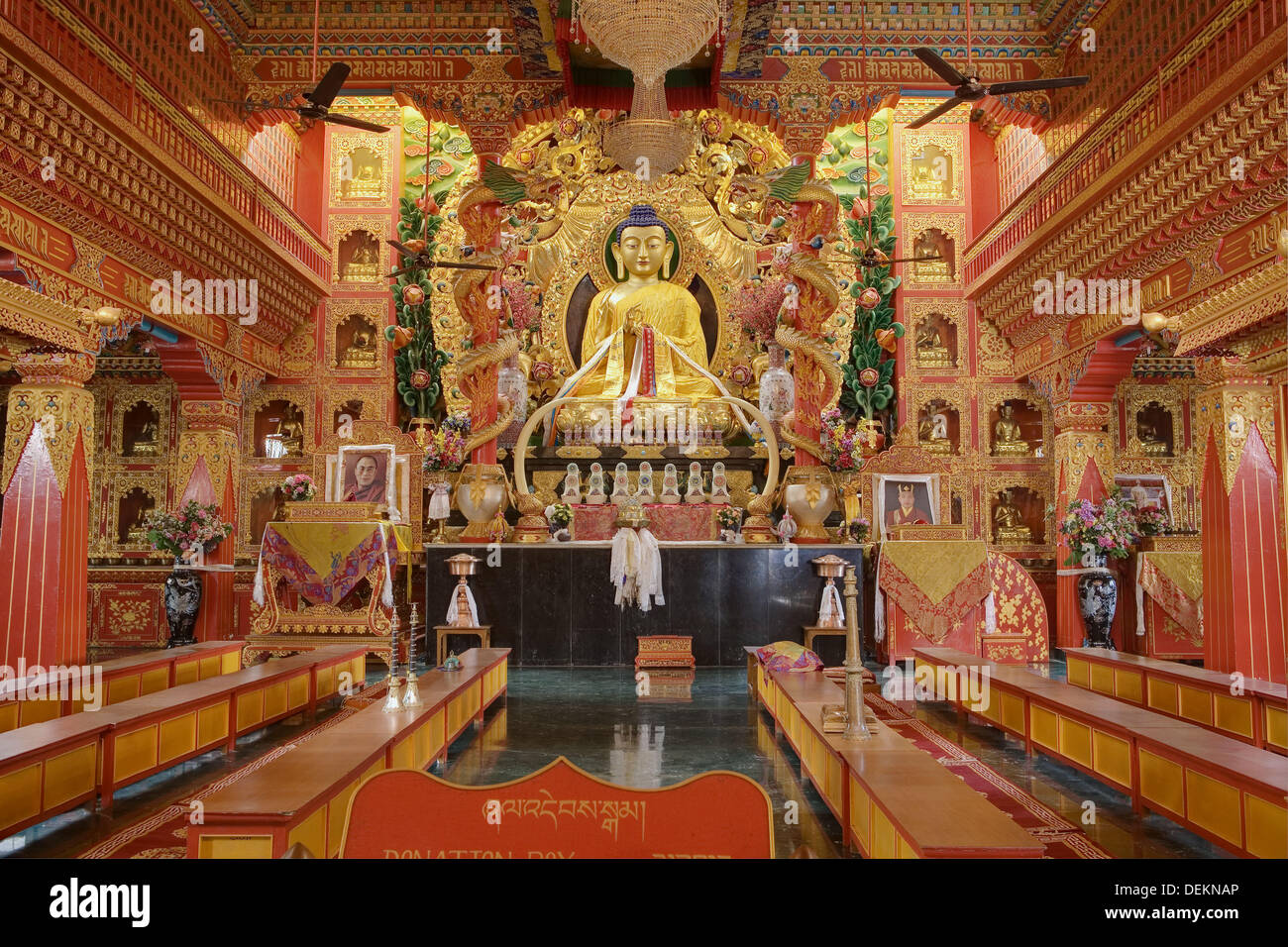 Golden temple sarnath hi-res stock photography and images - Alamy